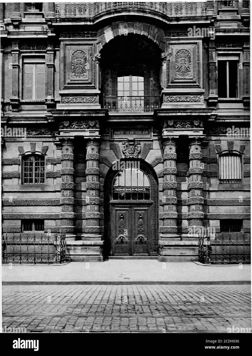 Contraste Arquitectura - Y Arquitectura